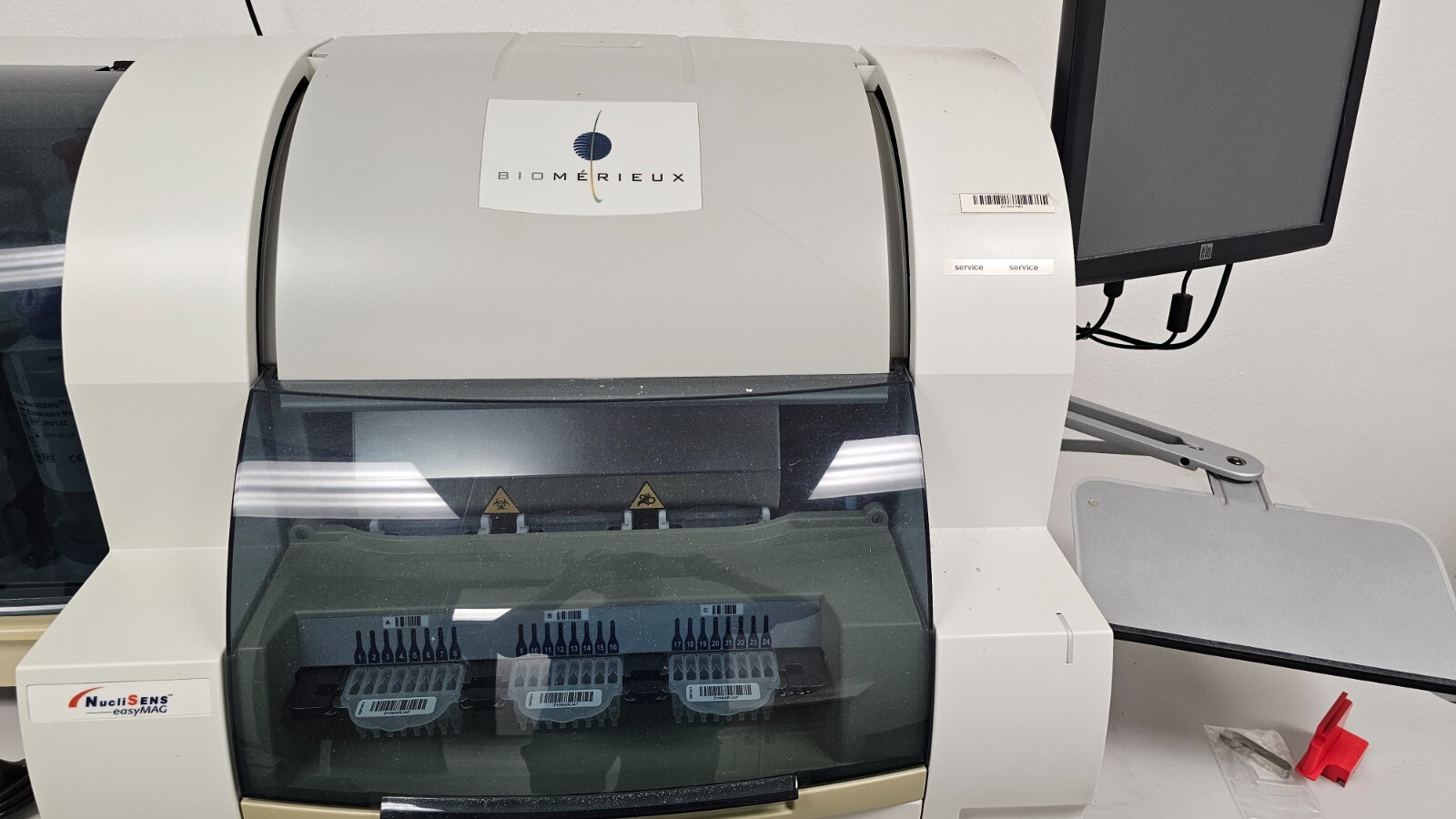 Biomerieux NucliSens EasyMAG (PARTING OUT) Take all or Part by offer ...