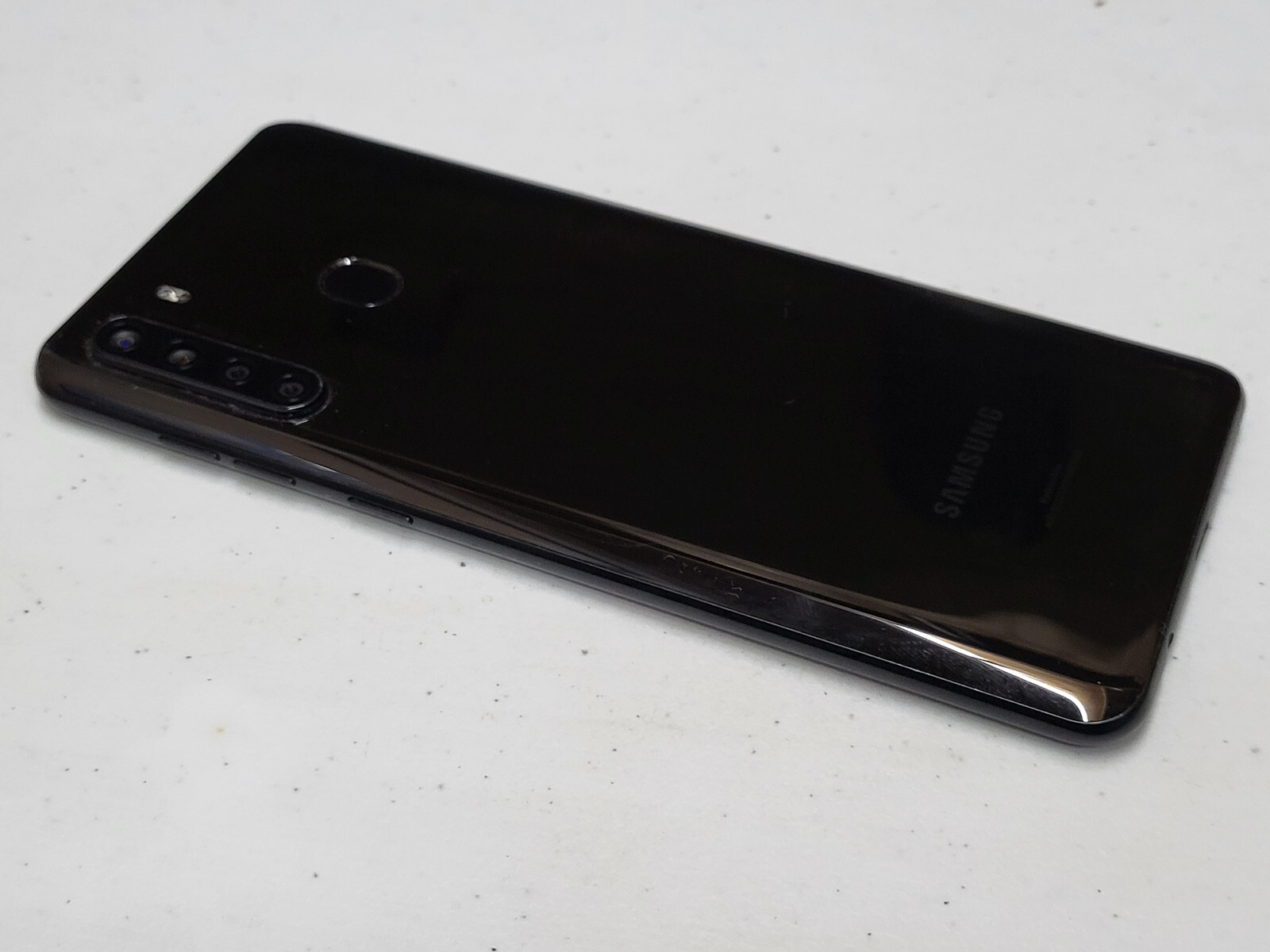 Samsung Galaxy A21 SM-A215U - 32GB - Black (Boost Mobile) Android ...