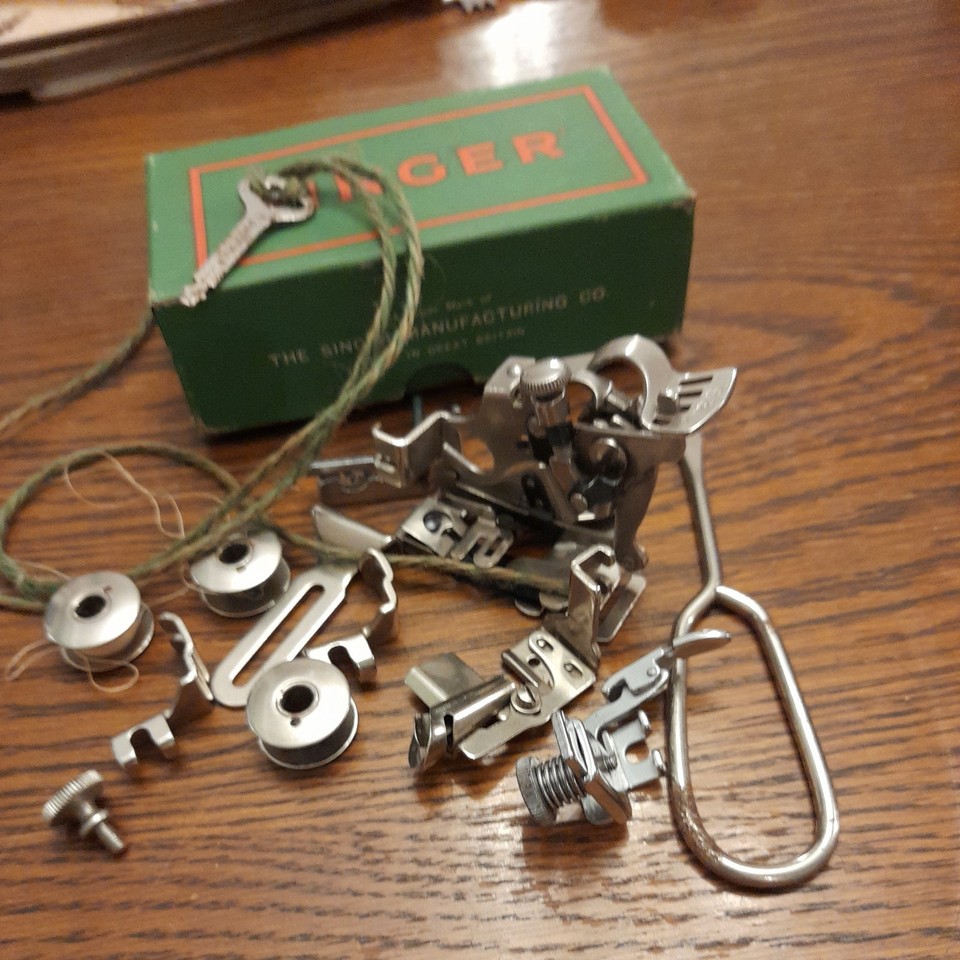 Vintage Singer Sewing Machine Accessories & SINGER KEY FOR CASE | eBay UK