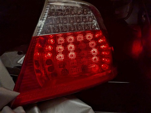 04-06 BMW E46 330Ci M3 Convertible Rear Right Outer LED Tail Light Lamp ...