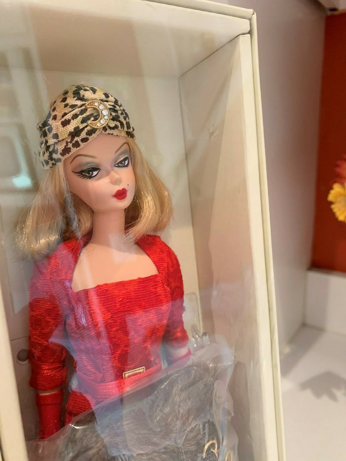 2006 BARBIE BLONDE 'RED HOT REVIEWS' SILKSTONE COLLECTOR EDITION #K7918 ...