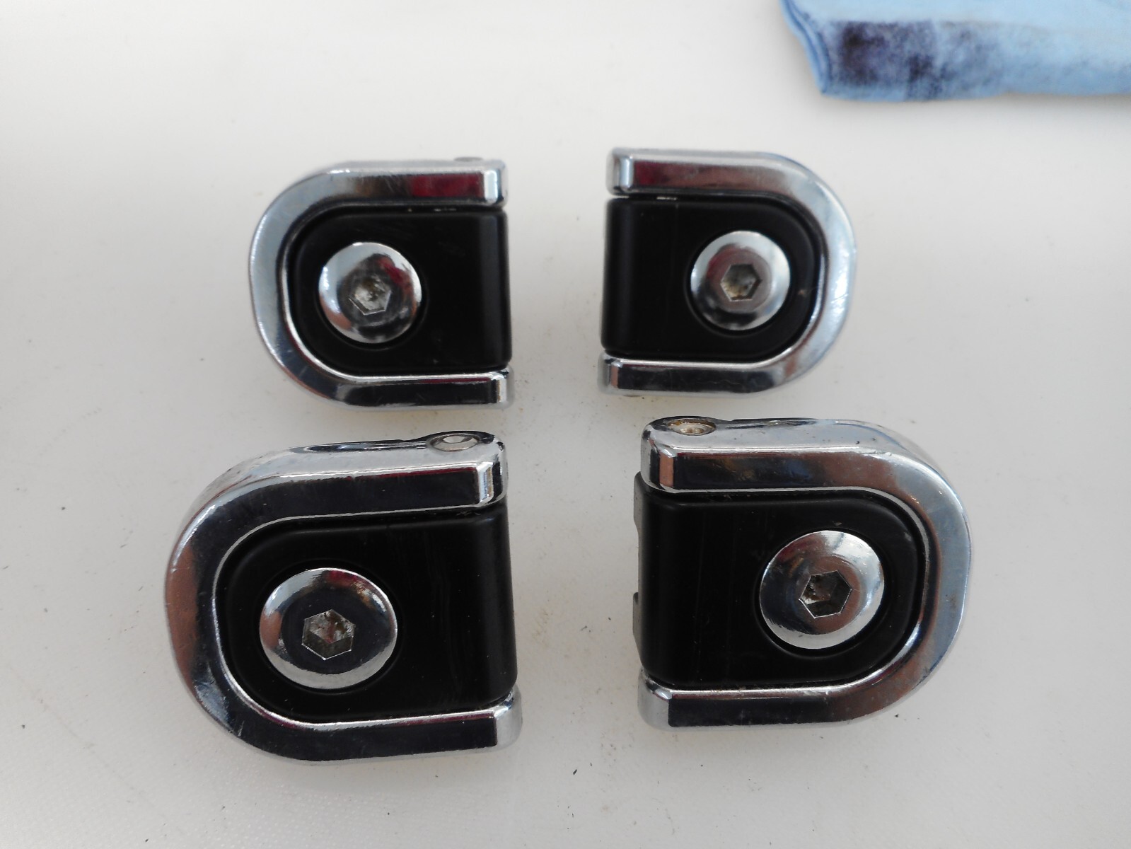 2005 LAND ROVER LR3 REAR CARGO D RINGS SET OF 4 | eBay