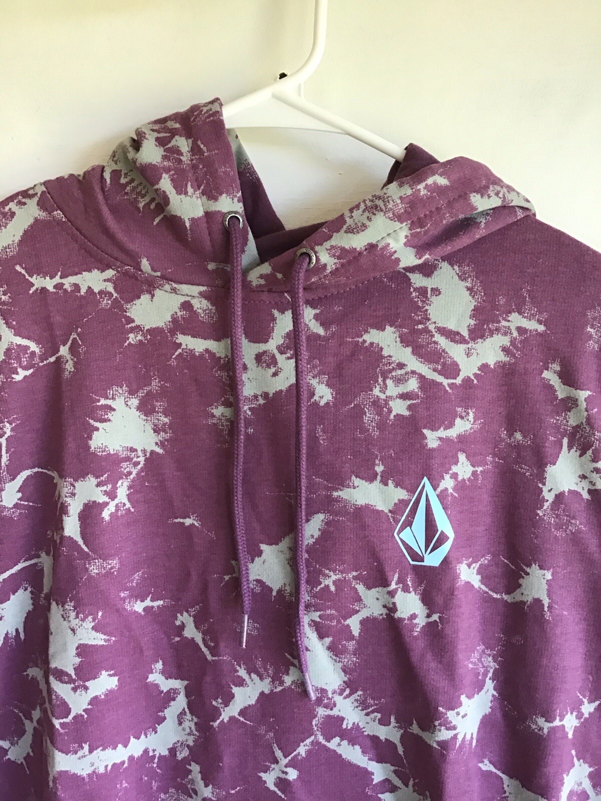 Volcom pullover hoddie jacket mens Small, purple and gray mixture ...