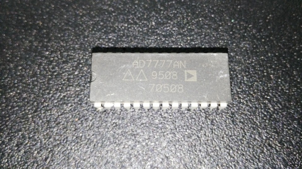 ADI AD7777AN 10-BIT 378ksps Quad Channel Single ADC PDIP28 X 1PC | eBay