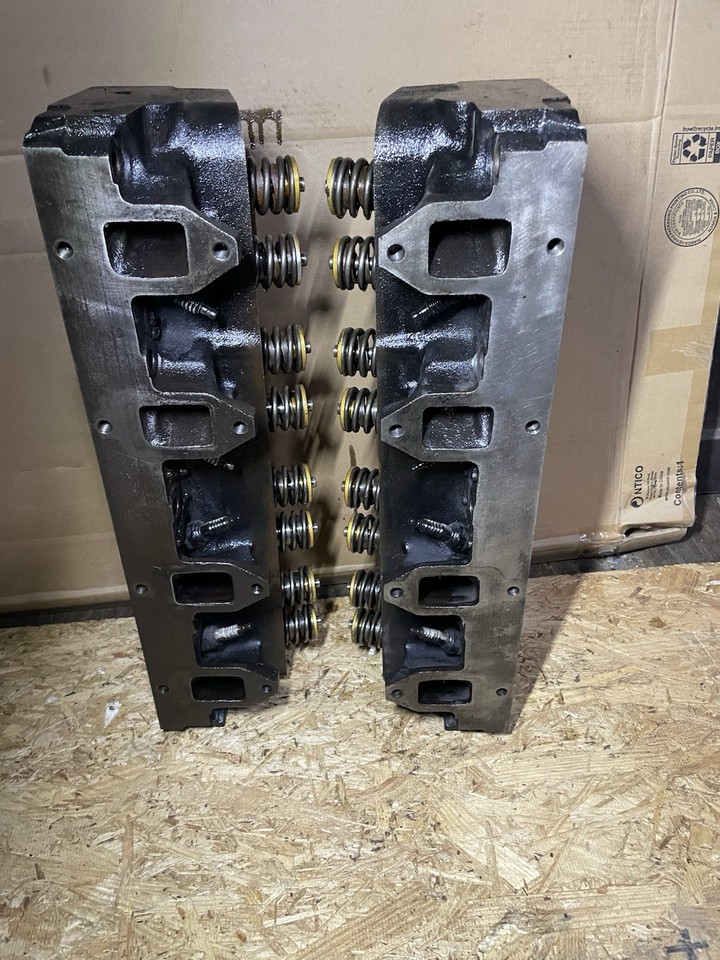 1962-63 Ford FE 406 Cylinder Heads-Pair-C3AE-6090-C & C2SE-6090-C-Dated ...
