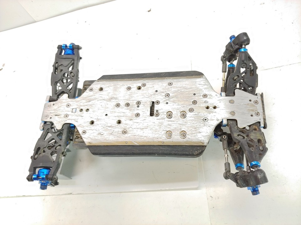 Team Associated RC8B4e Team 1/8 4WD Electric Buggy ASC80946 Roller ...