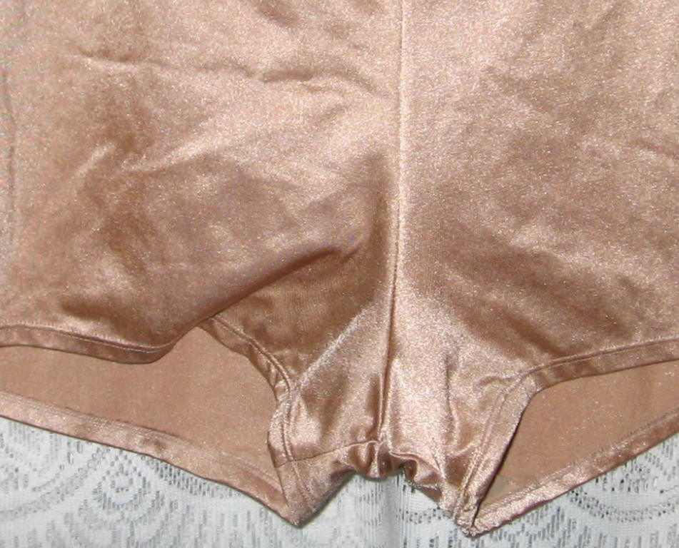 NEW 3X VANITY FAIR SLIPPERY HONEY GOLD LIGHT CONTROL BOY SHORTS PANTY ...