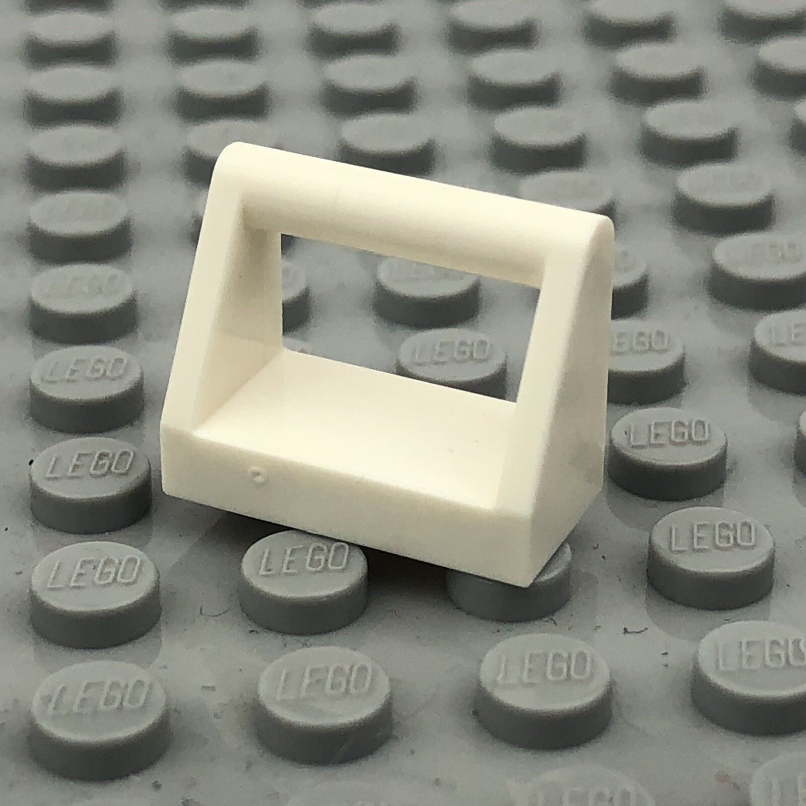 LEGO 2432 White Tile, Modified 1 x 2 with Bar Handle (x1) | eBay