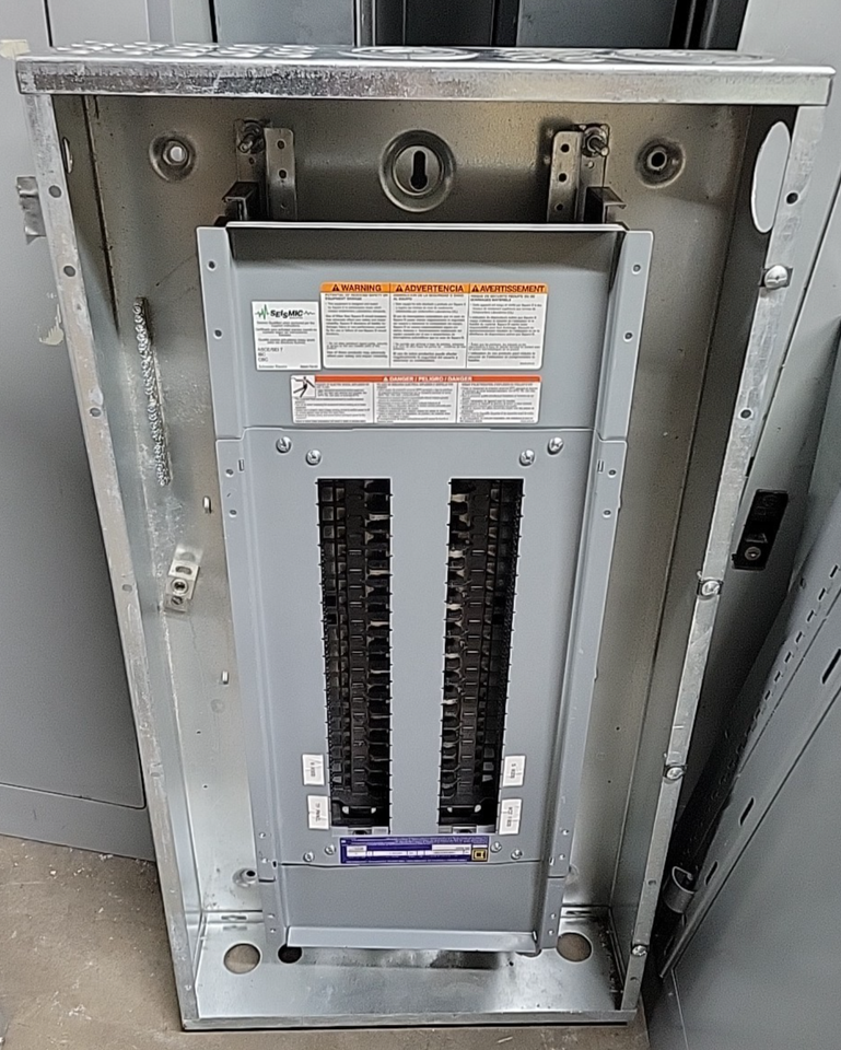 SQUARE D NQ 225 AMP MLO PANEL 42C 120/208V 3-PHASE INDOOR | eBay