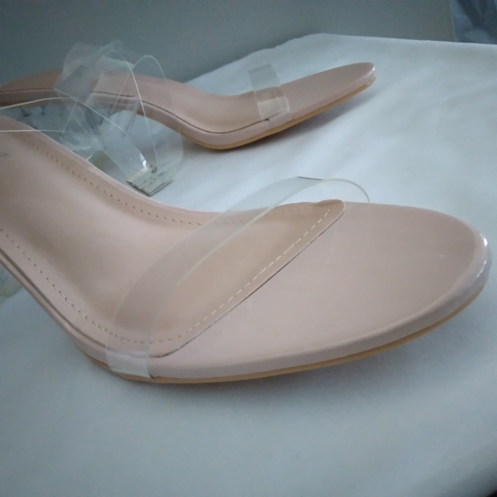 Cape Robbin Wisdom Block Heel Sandal, Women's Size 10 M, Clear (New ...