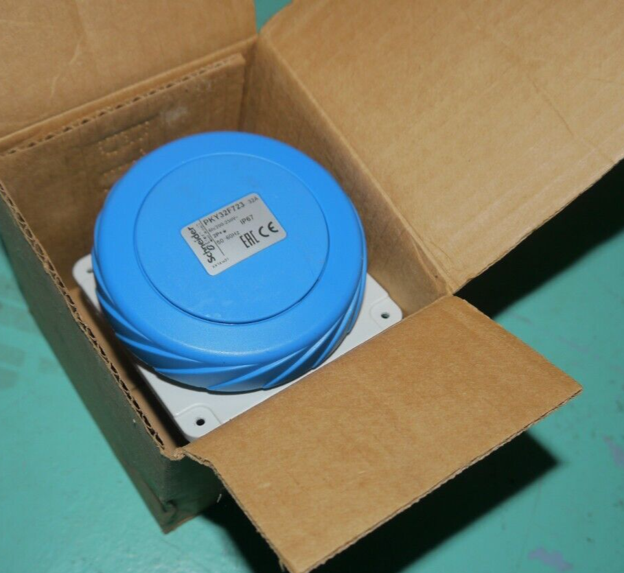 Schneider Pratika PKY32F723 Fast Angled Socket 32A 2 Pole IP67 200-250V ...