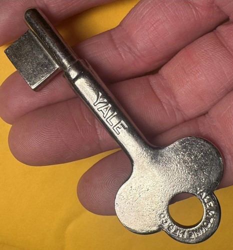 Vintage NOS Yale BLANK Skeleton Key W/ Wedge bit | eBay