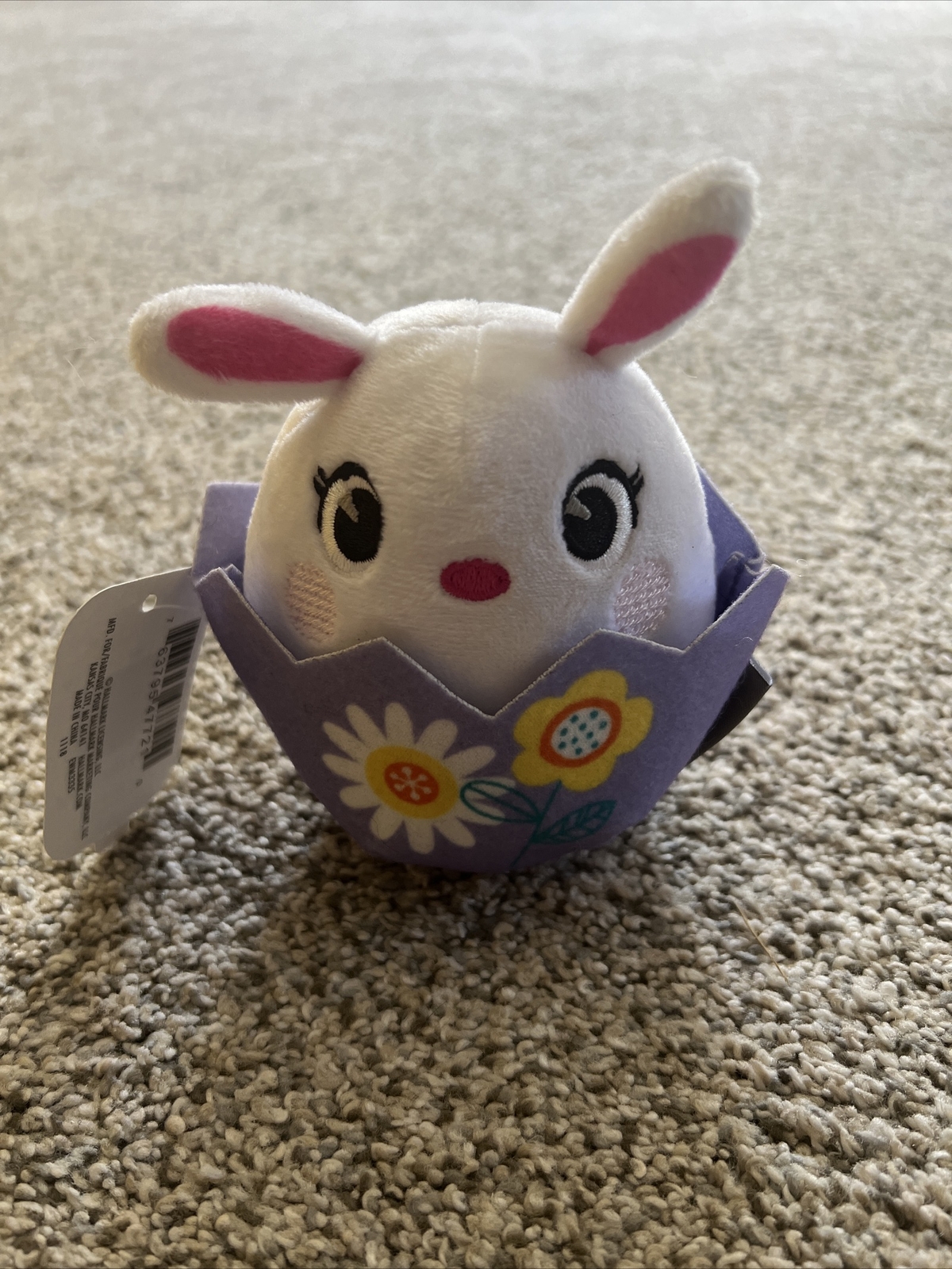 Hallmark White Rabbit Easter Egg Bunny Pull String Plush Stuffed Toy 4 ...