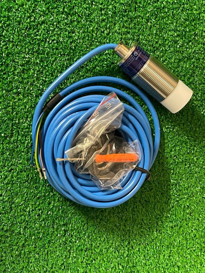 IFM KX5002 Capacitive Namur Sensor KX-2015-N/NI/6M/1D/1G | eBay