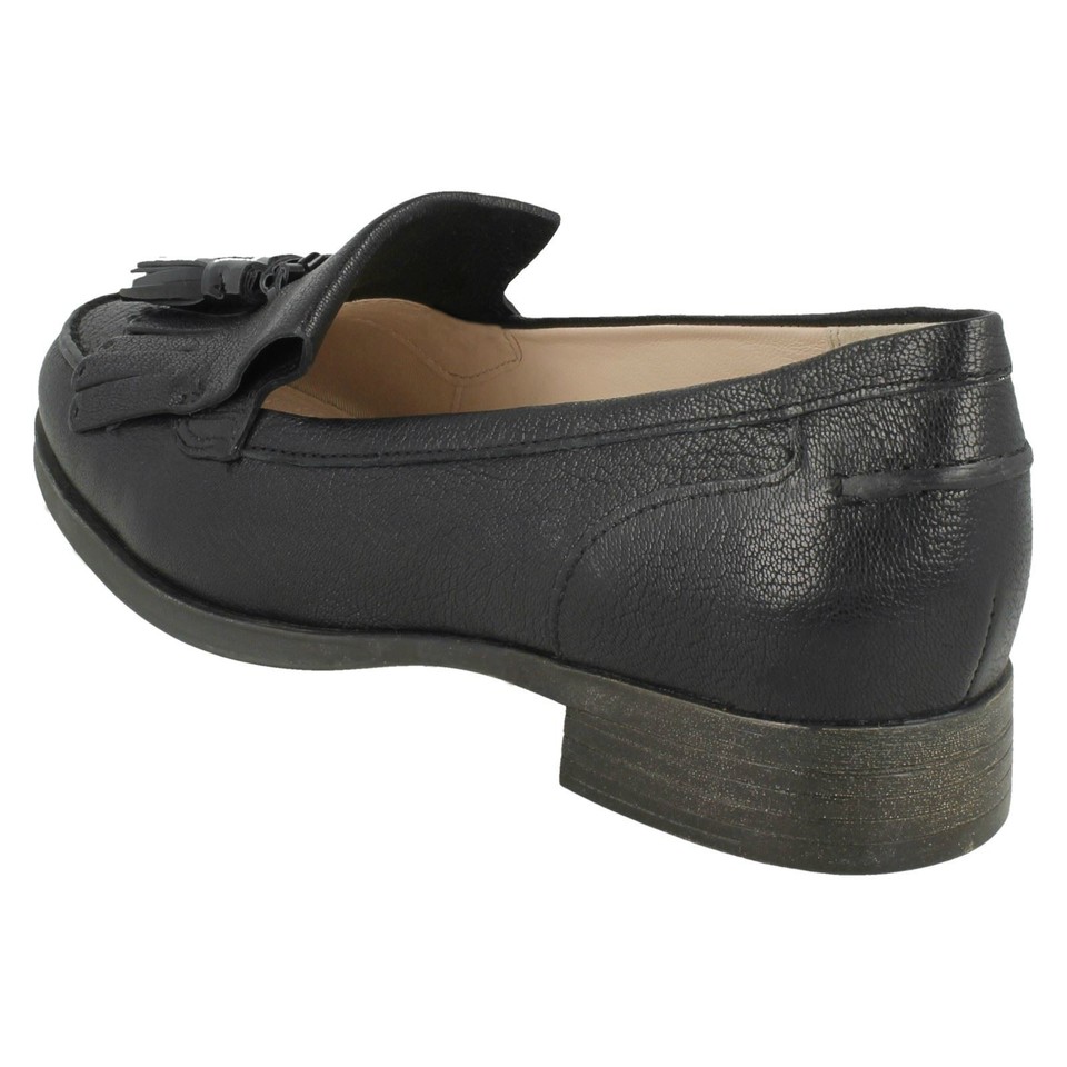 LADIES CLARKS LEATHER SLIP ON WORK FORMAL FRINGE TASSEL LOAFER SHOES ...