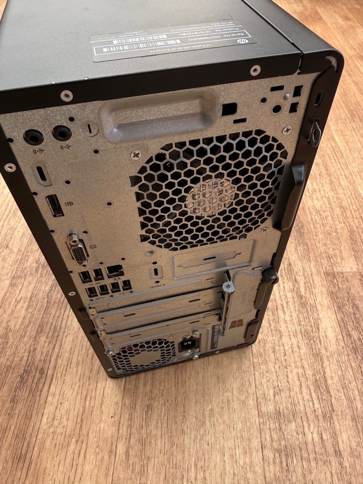 HP ProDesk 400 G4 MT - Core i3-7100 3.9GHz 7th Gen - 8GB DDR4 - 240GB ...