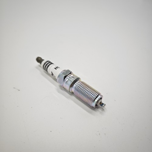 NEW 8PCS OEM Iridium IX Spark Plugs NGK #6509 LTR6IX-11 For 11-15 Ford ...