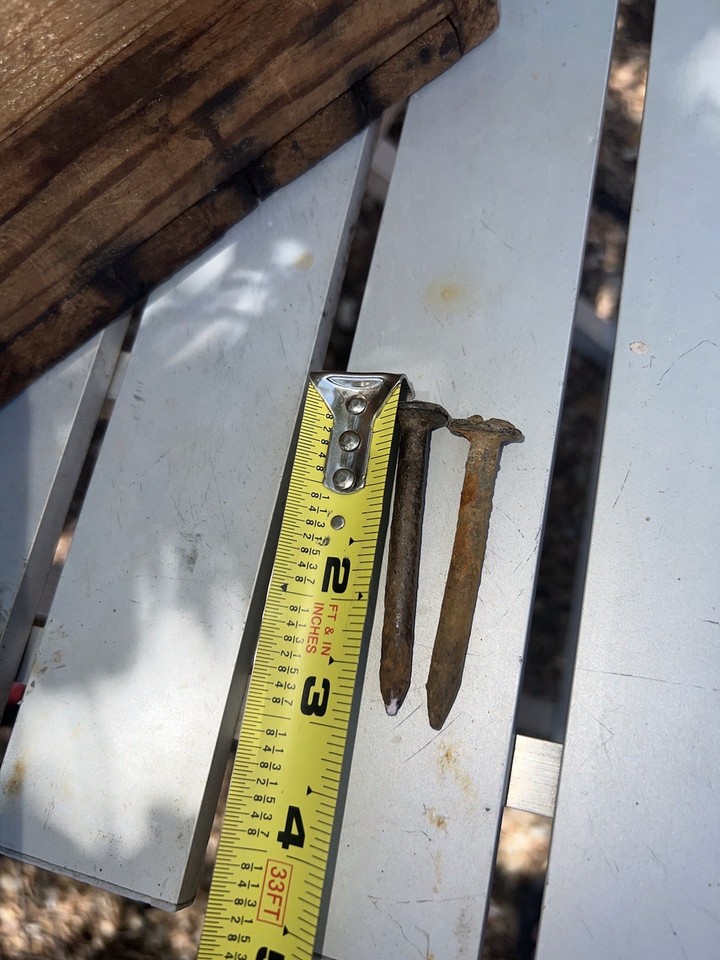 Vintage Round Topped RAILROAD DATE NAILS In Case (between 80 & 100) | eBay