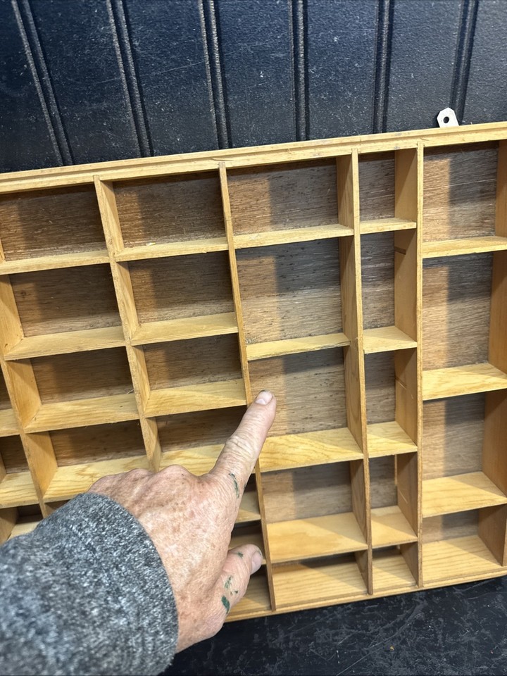 VINTAGE WOOD Printers Tray WALL HANGING SHELF 18in X14in Collectable ...