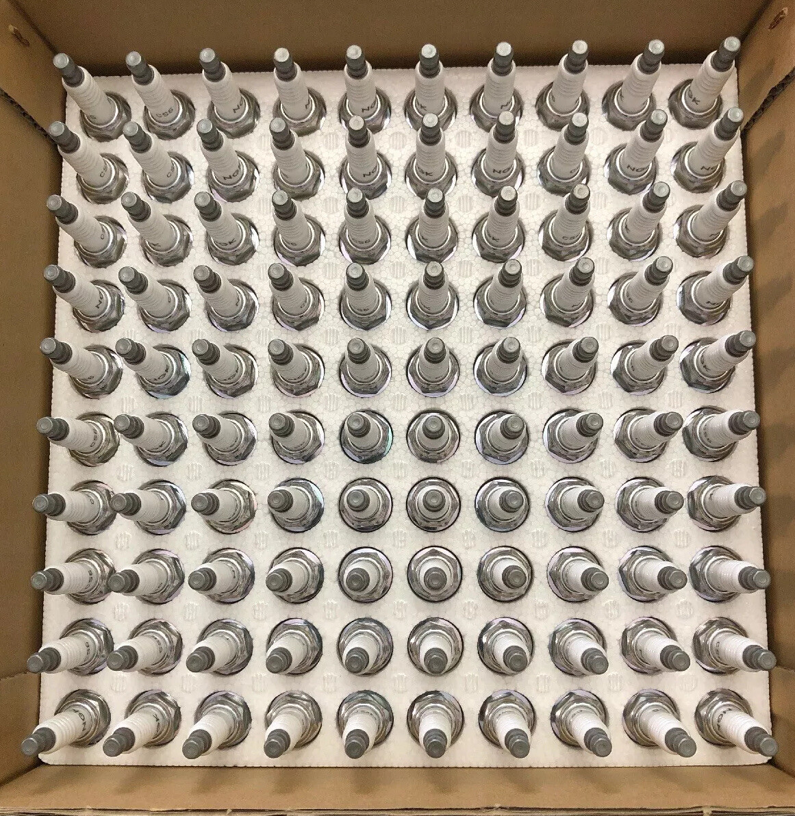 NGK CS6 SPARK PLUG - 100 CT SHOP PACK 1716 (REPLACES CHAMPION RC12YC ...