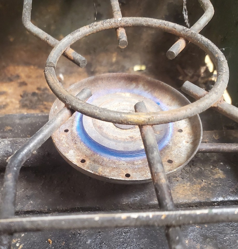 Coleman 426D 3 Burner Stove Set Up For Dual Fuel 1970 - Tested ...