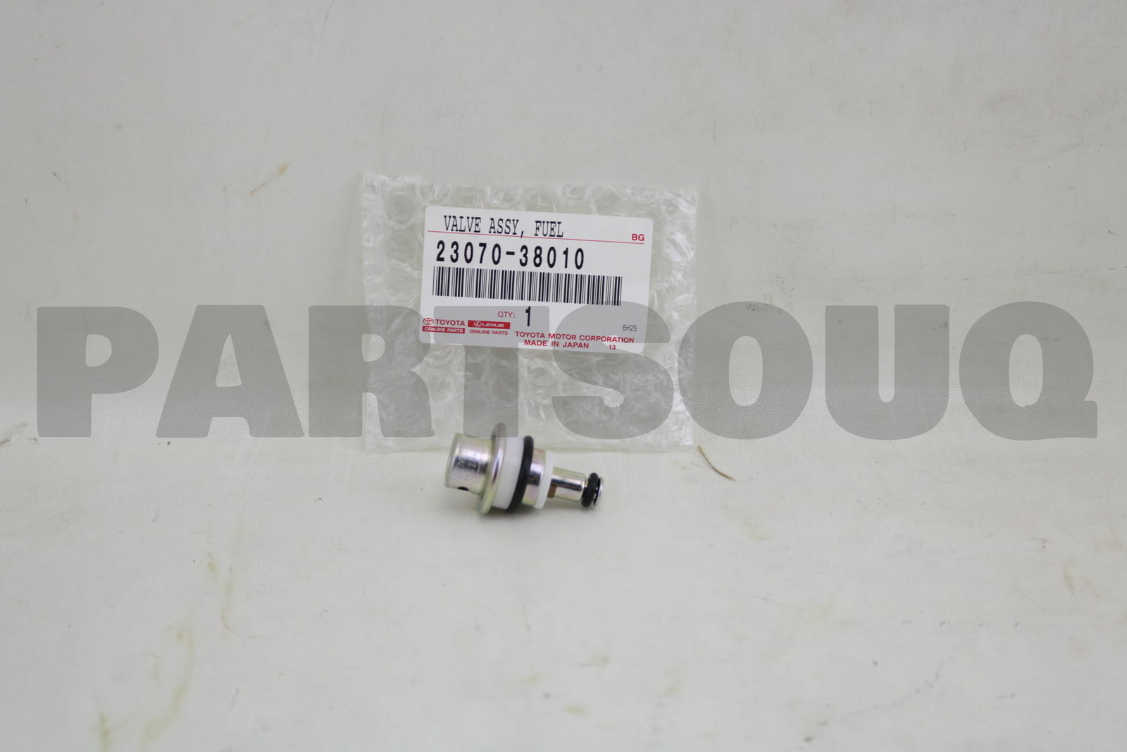 2307038010 Genuine Toyota VALVE ASSY, FUEL MAIN 23070-38010 | eBay