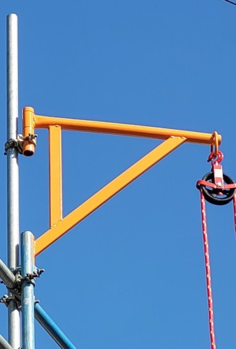 Gin wheel scaffolding hoist scaffolding pulley with 25m rope +movable ...