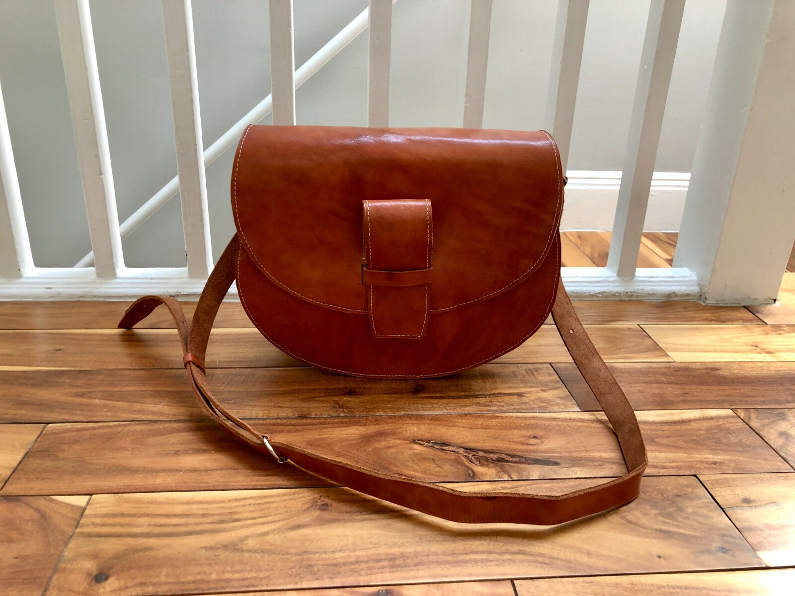 Unique handmade Madagascar Zebu leather brown hobo ha… - Gem