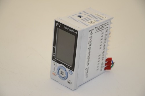 Yokogawa UT32 Temperature Controller, 100-240VAC, 50/60Hz | eBay UK