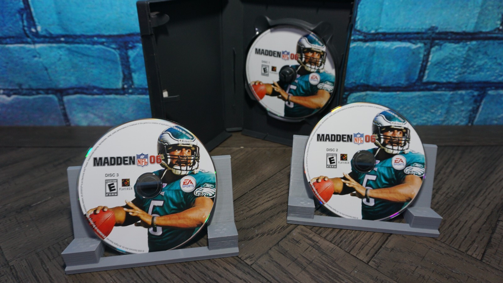 Madden NFL 06 (Windows PC, 2005) 3 Game Discs and Case 14633149661| eBay