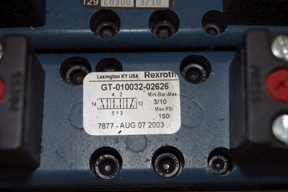Rexroth Ceram 6-Valve Air Control Manifold GT10061-2440 GT10032-2626 | eBay