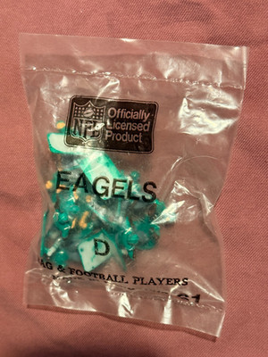 Tudor Electric Football VINTAGE Phil Eagles MISSPELL D team Hong Kong ...