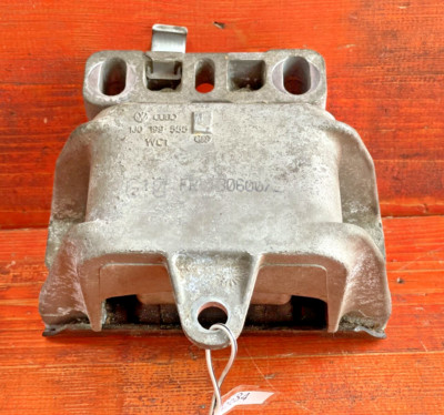 VW Golf IV 4 Benzin Bj.2000 Motorhalter Motorlager Vorne Links ...