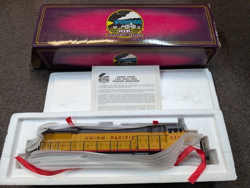 Mth Premier Union Pacific 3 Rail Dash 8 40 General Electric Engine Loco ...