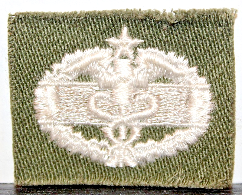 US Army First Award Combat Medical Badge Insignia Olive Drab Fatigue ...