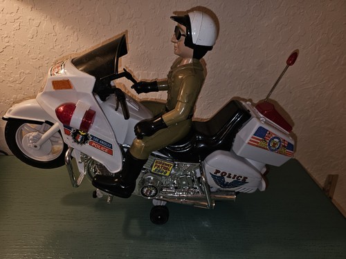 Vintage Highway Hunter LAPD Police Motorcycle Toy-Battery Operated ...