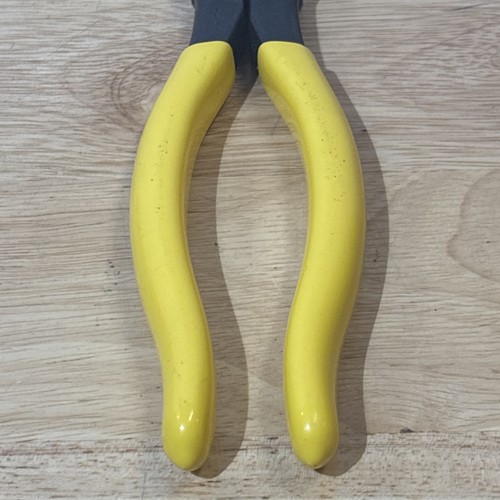 Klein Tools 8" Conduit Locknut and Reaming Pliers Yellow Handle D333-8 ...
