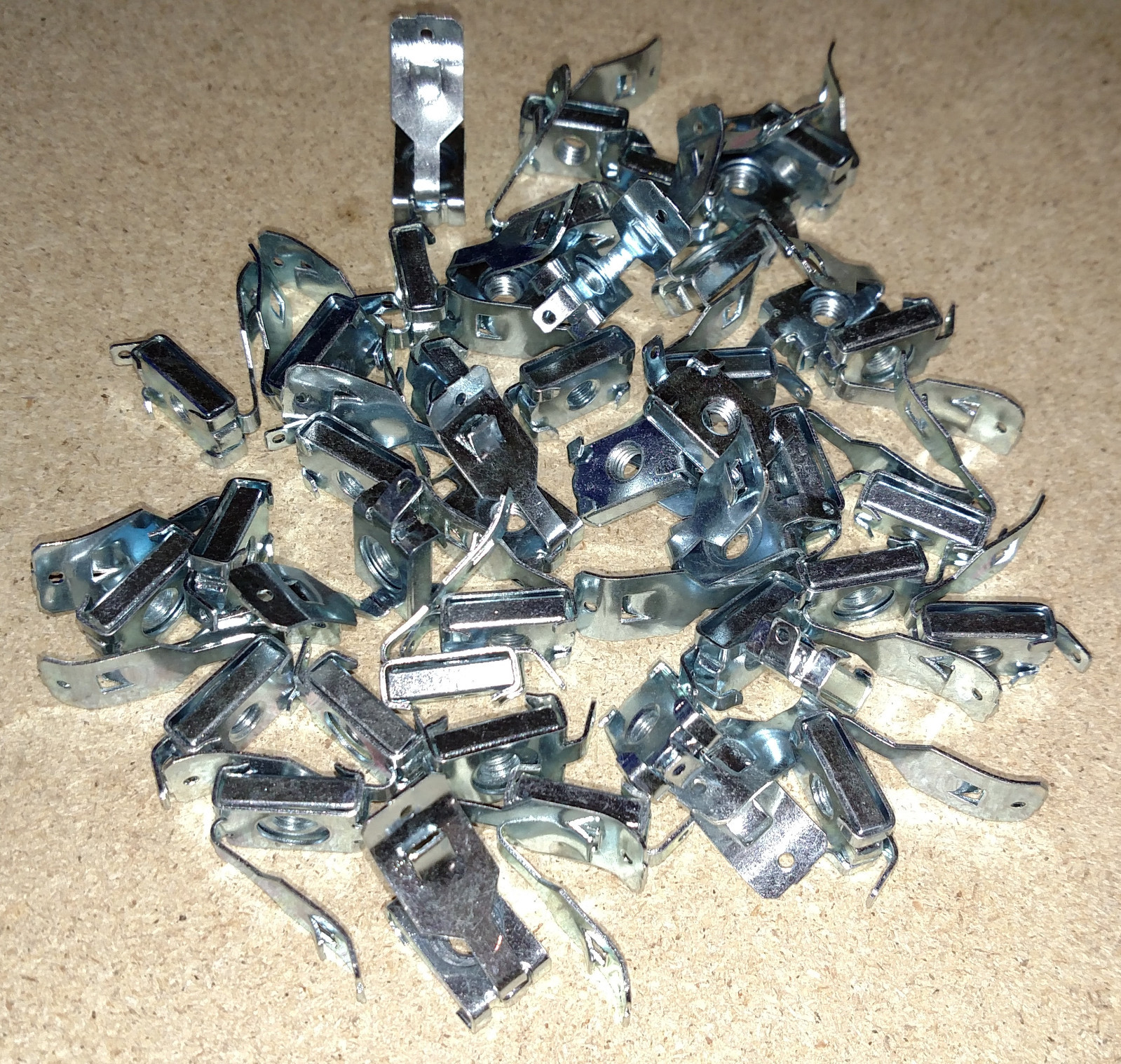 Rittal, 4164000, TS Self Retaining Cage Nut for thread M6, Lot of 41 ...