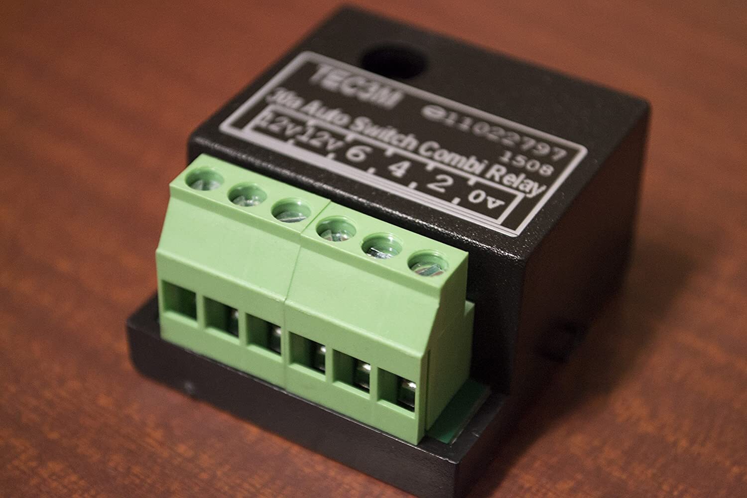 12V DC, 30A, TEC3M, Auto Switch Dual Charge Combi Smart Relay - Caravan ...