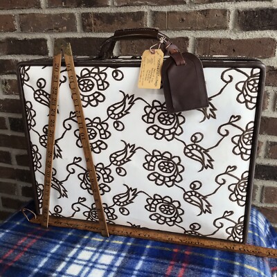 EXTREMELY RARE CLEAN 1970s EMBROIDERED DAISY WOMENS HARTMANN SUITCASE ...