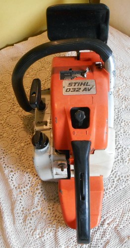 VINTAGE STIHL 032 AV CHAINSAW & 16 Inch bar& Chain PARTS OR REPAIR ...
