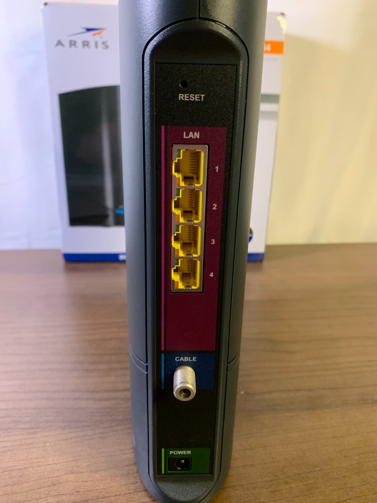 ARRIS Surfboard G34 Black DOCSIS 3.1 Gigabit Cable Modem & Wi-Fi 6 ...