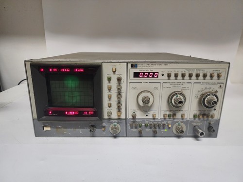 Hewlett-Packard HP 8565A Spectrum Analyzer 10 MHz to 22 GHz ~ Power On ...