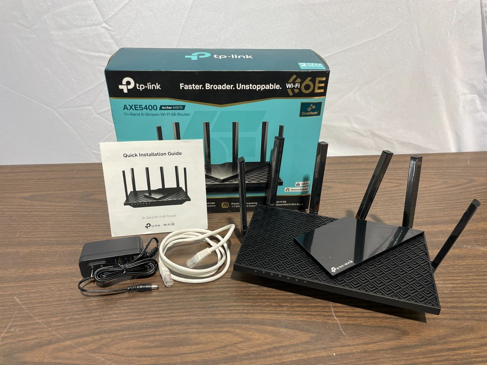 TP-Link Archer AXE75 Black Wireless AXE5400 Tri-Band Wi-Fi 6E Router ...