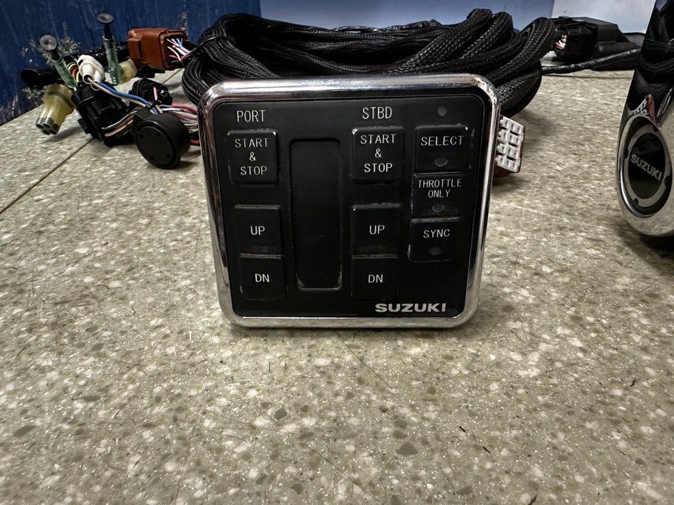 Suzuki Outboard, SPC 1.0 Dual Engine Main Station, & Second Station ...