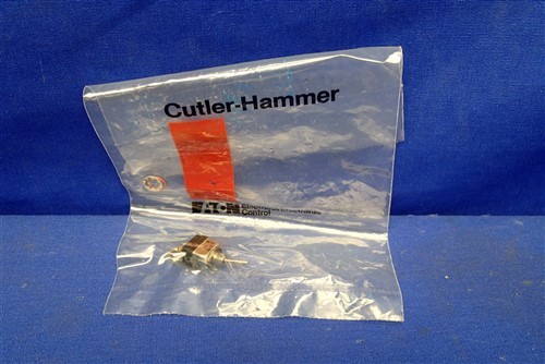 CUTLER HAMMER MS24655-241 TOGGLE SWITCH 1P 2POS NEW OLD STOCK NOS ...