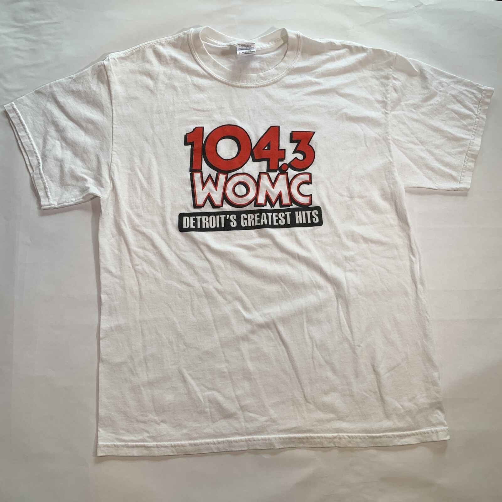 104.3 WOMC Detroit’s Greatest Hits Radio White Graphi… - Gem