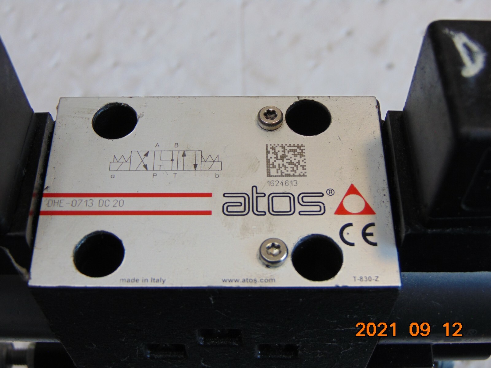 ATOS VALVE SOLENOID DHE-0713 DC20 with HQ-012/52 & HM-014/100 40 | eBay