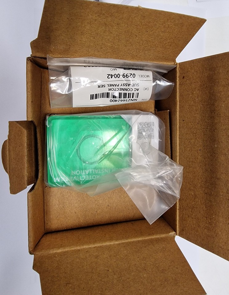 PAS800 Schneider Power Server Pannel Server Wireless Modbus 110-277 Vac ...