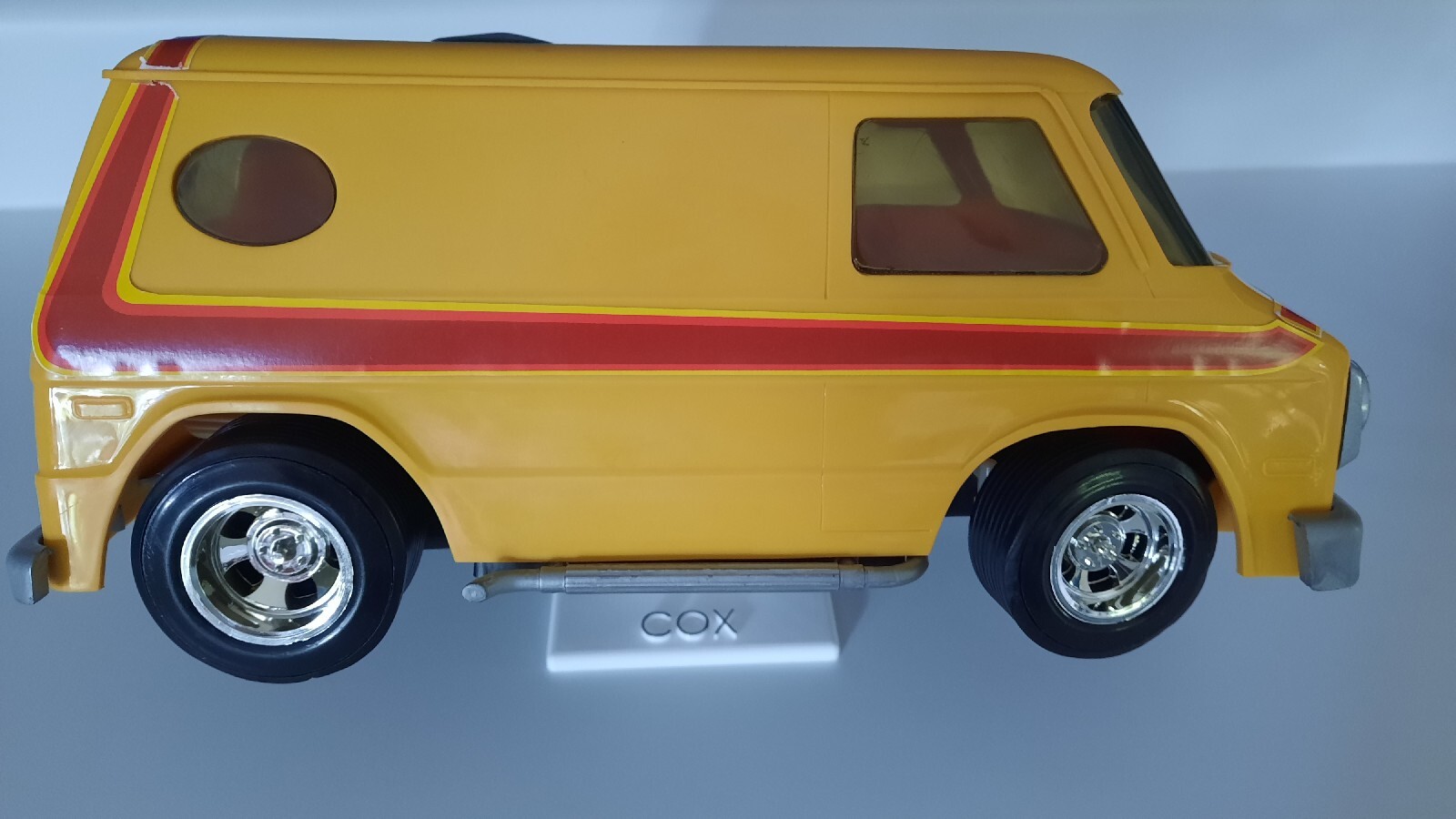 COX .049 COX VAN STAND Keep Your Tires From Going Flat. Display Stand ...